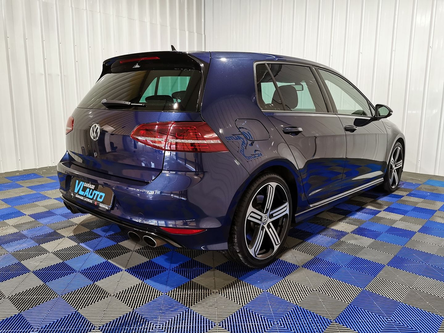 Volkswagen GOLF VII 2.0 TSI 300CH BLUEMOTION TECHNOLOGY R 4MOTION DSG6 ...