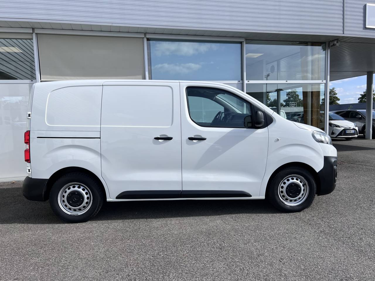 Citroën Jumpy (3) Taille XS BlueHDi 95 BVM Club d’occasion à Vitré ...